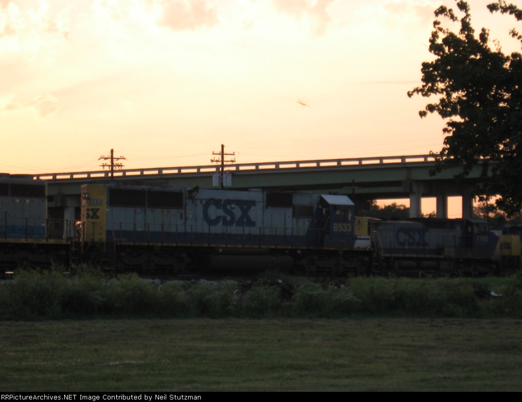 CSX 8533